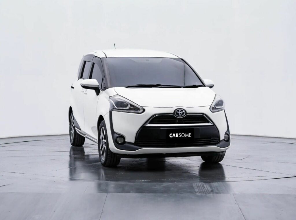 MPV มือสองน่าใช้ ราคาดี ยี่ห้อไหนดี 2023 - CARSOME Thailand