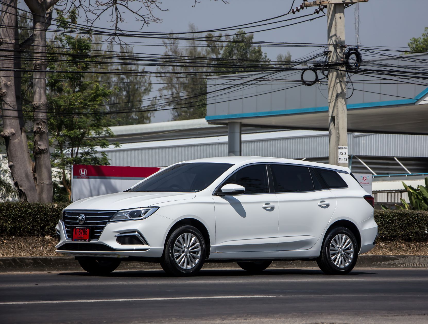 MG EP รถยนต์ไฟฟ้าราคาจับต้องได้แห่งปี 2021 - CARSOME Thailand