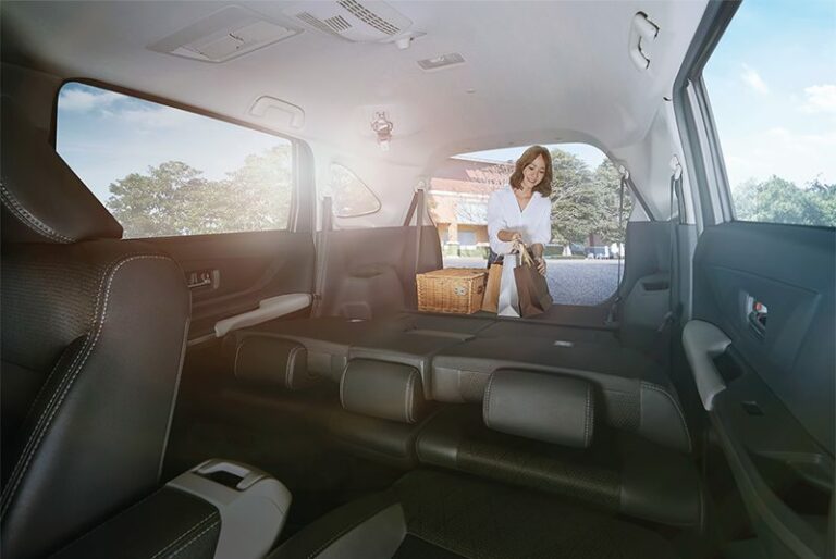 Toyota Veloz รีวิวรถ MPV 7 ที่นั่ง Option แน่น ราคาคุ้มที่สุดในรุ่น