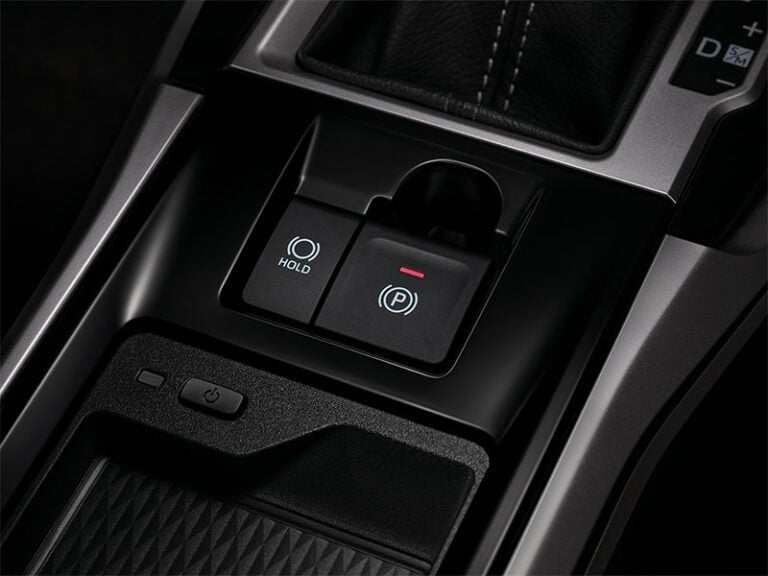 Toyota Veloz รีวิวรถ MPV 7 ที่นั่ง Option แน่น ราคาคุ้มที่สุดในรุ่น